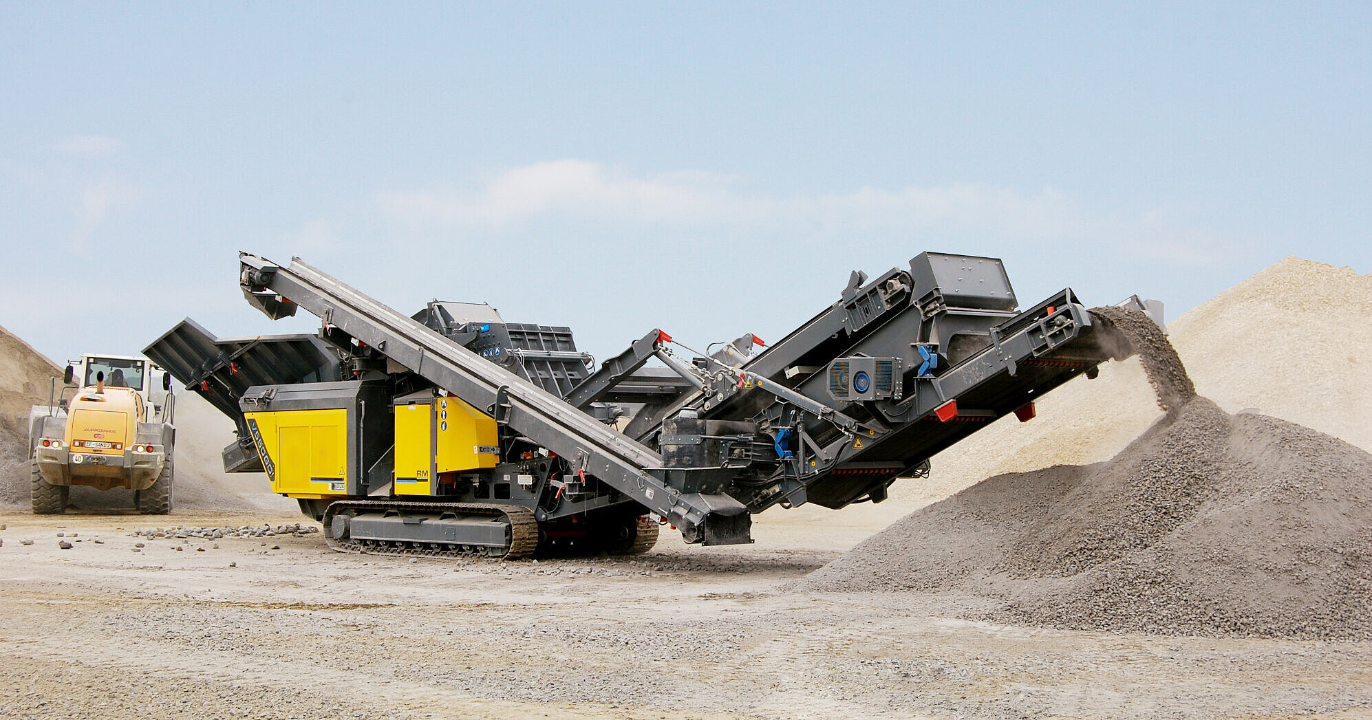 Rock Crusher with a High Reduction Ratio - RM V550GO! | RUBBLE MASTER